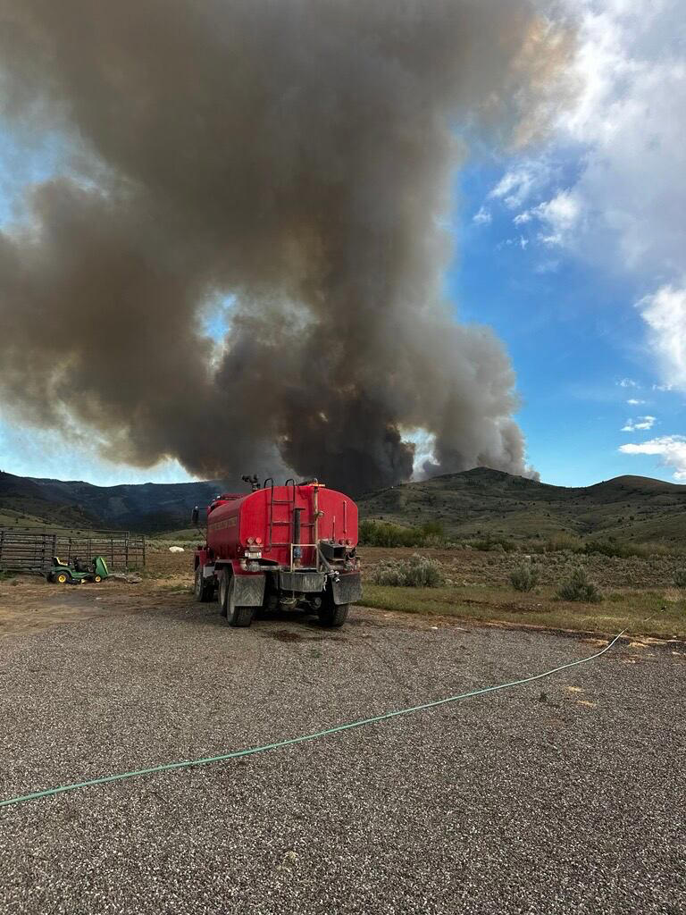 Cache Peak wildfire continues to grow in Cassia County