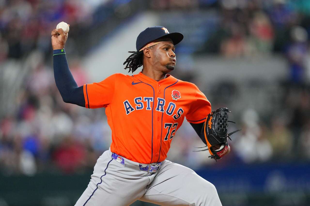 5 things to know about Alimber Santa, Astros rookie reliever who ...