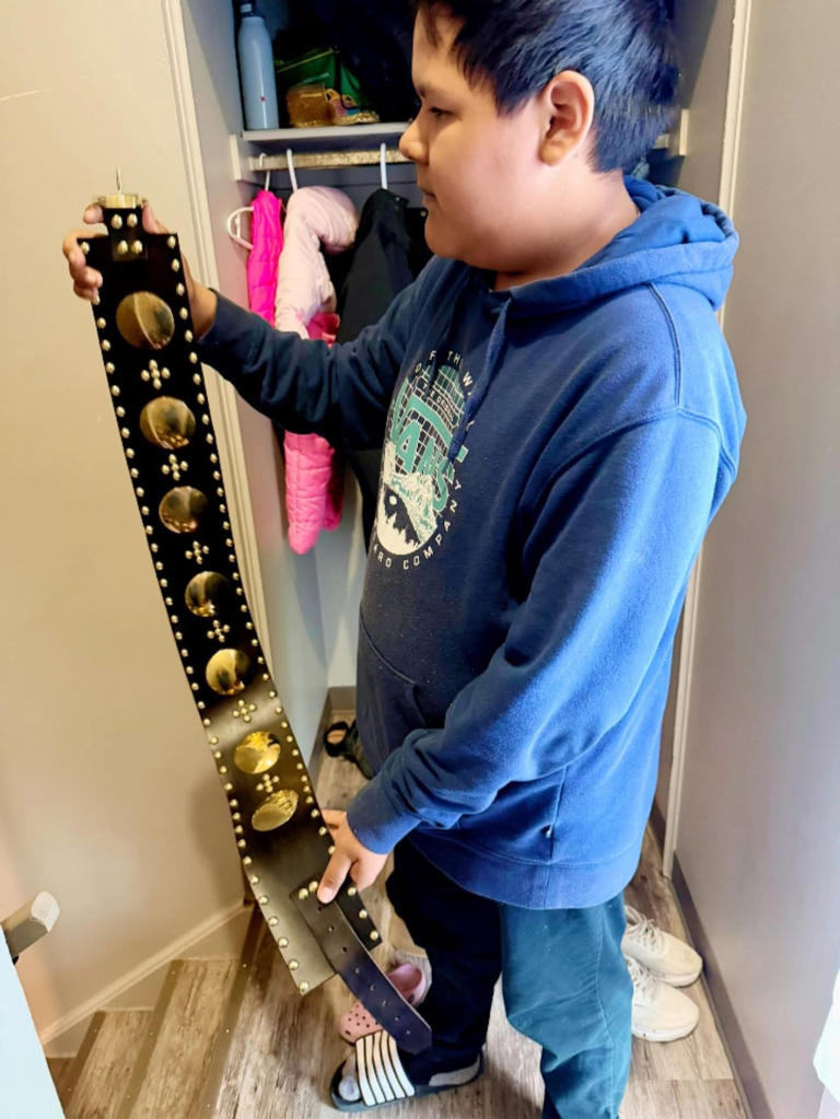 Moosomin First Nation boy crafts his own powwow regalia out of cardboard