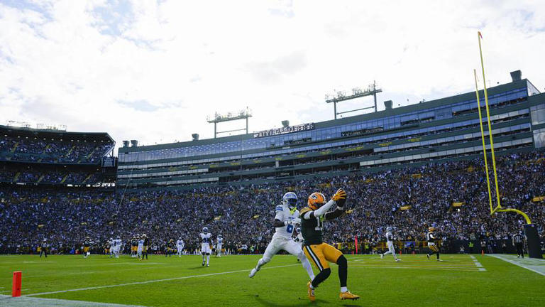 Packers 53-man roster projection as key battles begin at OTAs this week