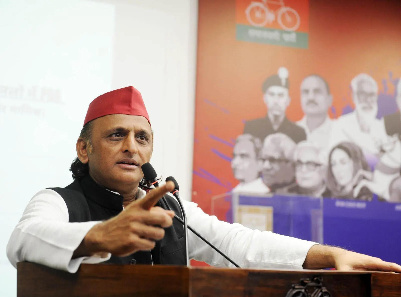 Most fake encounter, custody death & bulldozer victims from PDA: Akhilesh