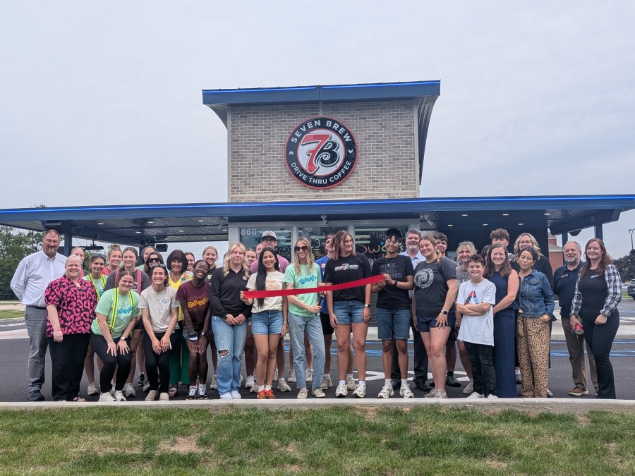7 Brew drive-thru opens in Van Wert with over 20,000 drink combinations