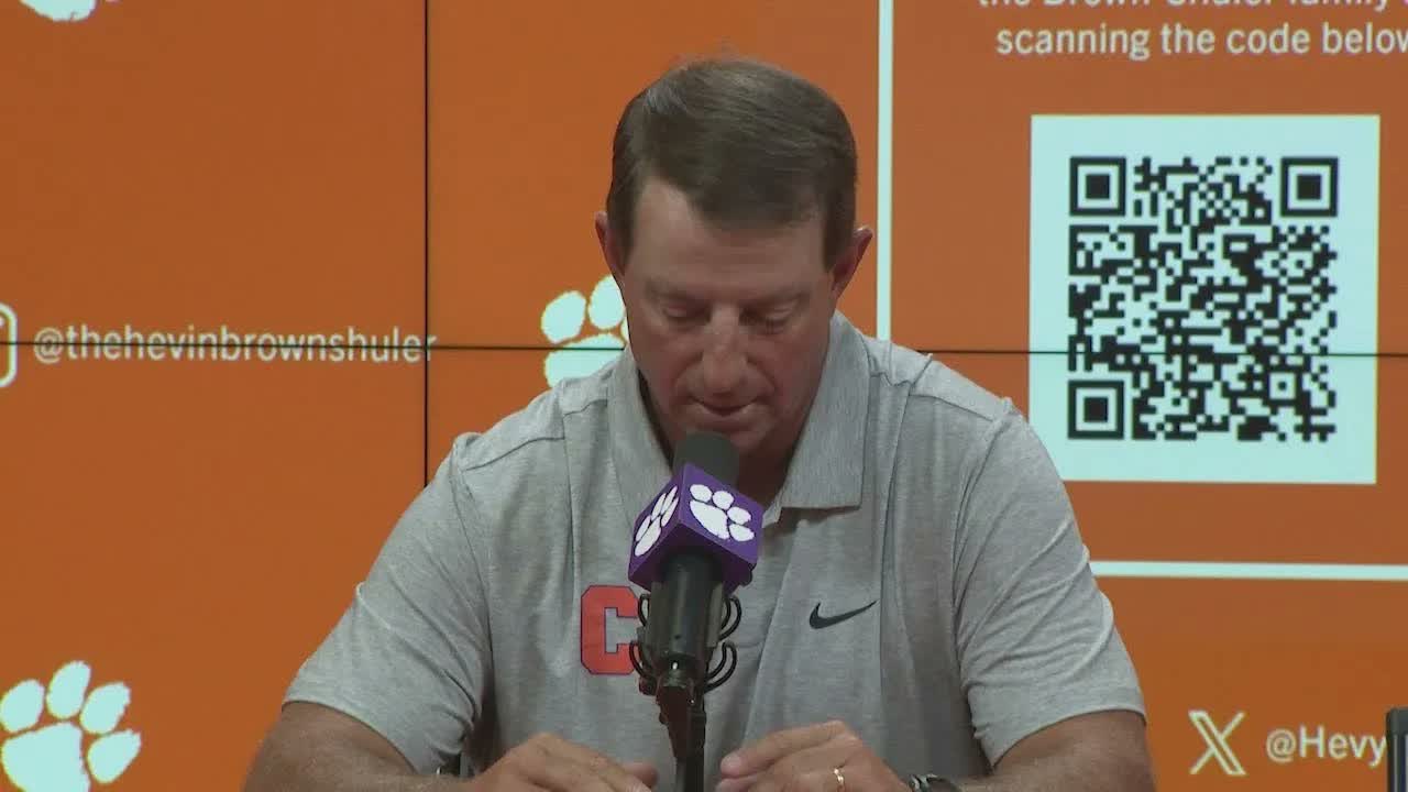 Dabo Swinney reflects on passing of Terry Don Phillips