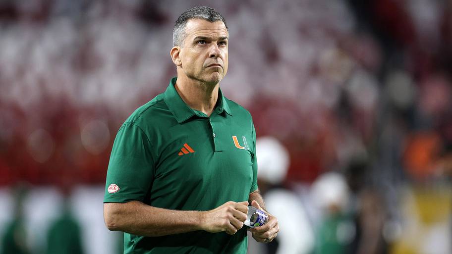 College football's No. 1 recruiting class pulls ahead in 4-team battle ...