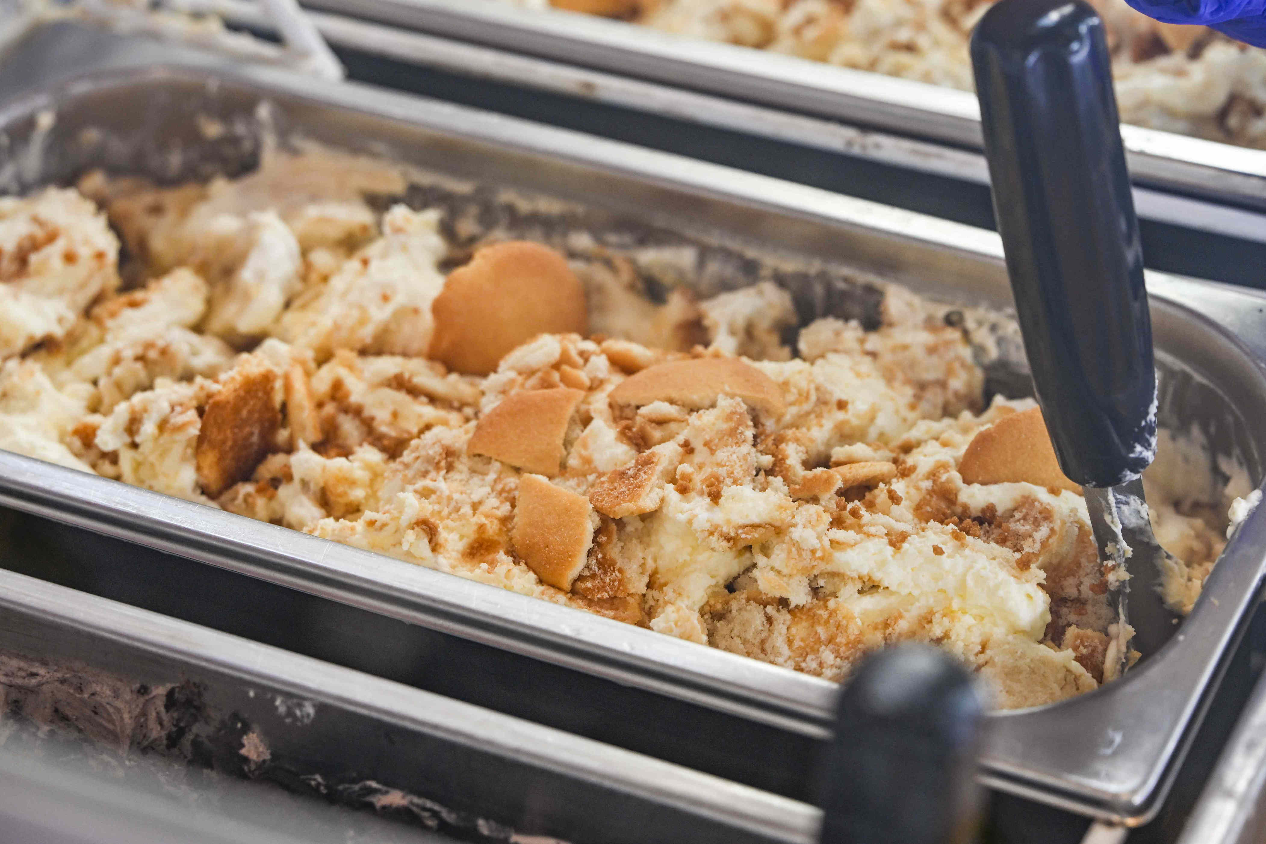I drive an hour each way just to eat this Texas banana pudding—here’s ...