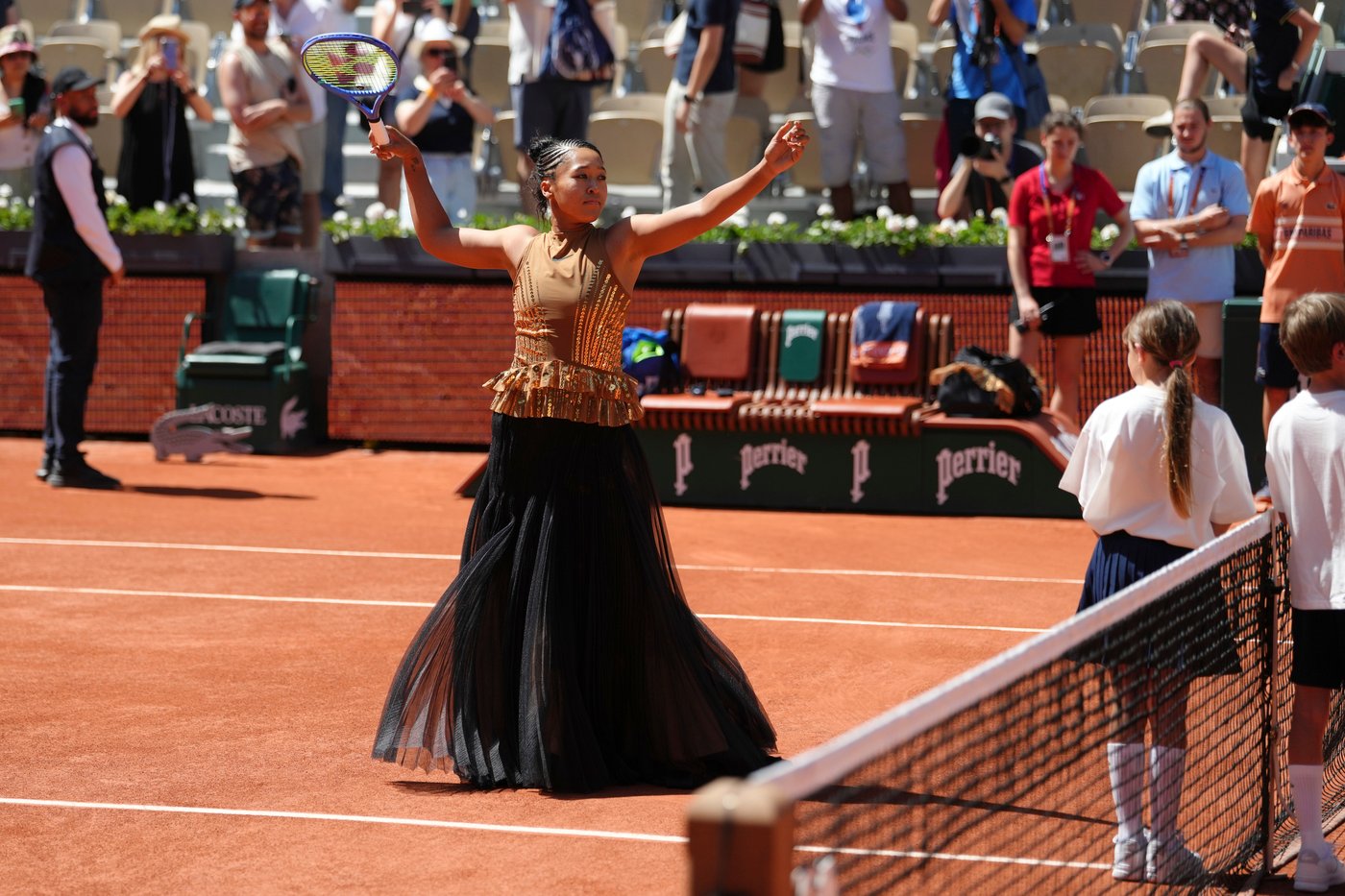 Naomi Osaka’s sequined gold dress at the French Open reminds her of the ...