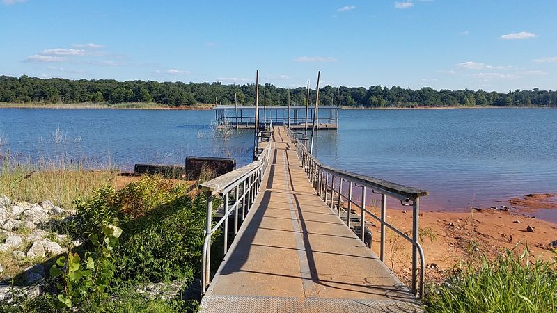 Oklahoma lake where 13 miles of trail circle water perfect for cycling ...