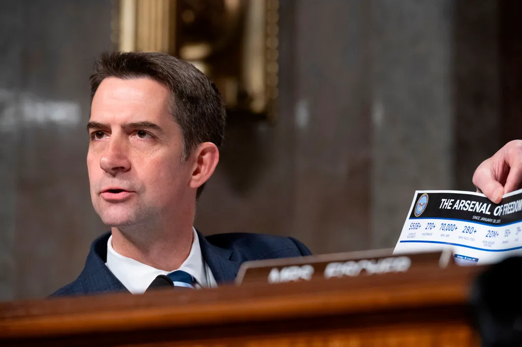 Tom Cotton warns FDA about cybersecurity threat from Chinese-made ...