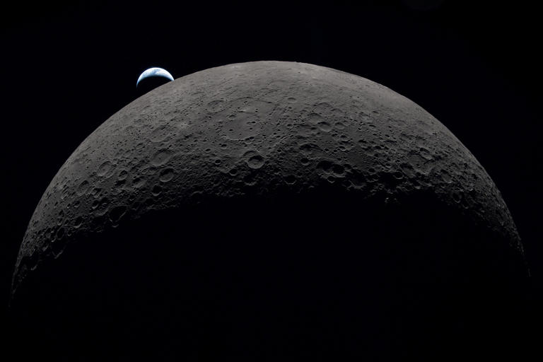NASA picks Blue Origin to deliver lunar rovers to the moon