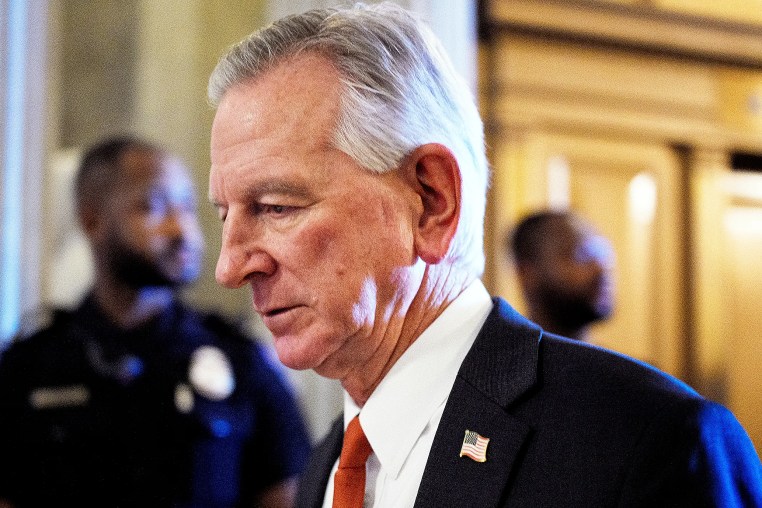 Republicans respond to 'slush fund' controversy with easily discredited ...