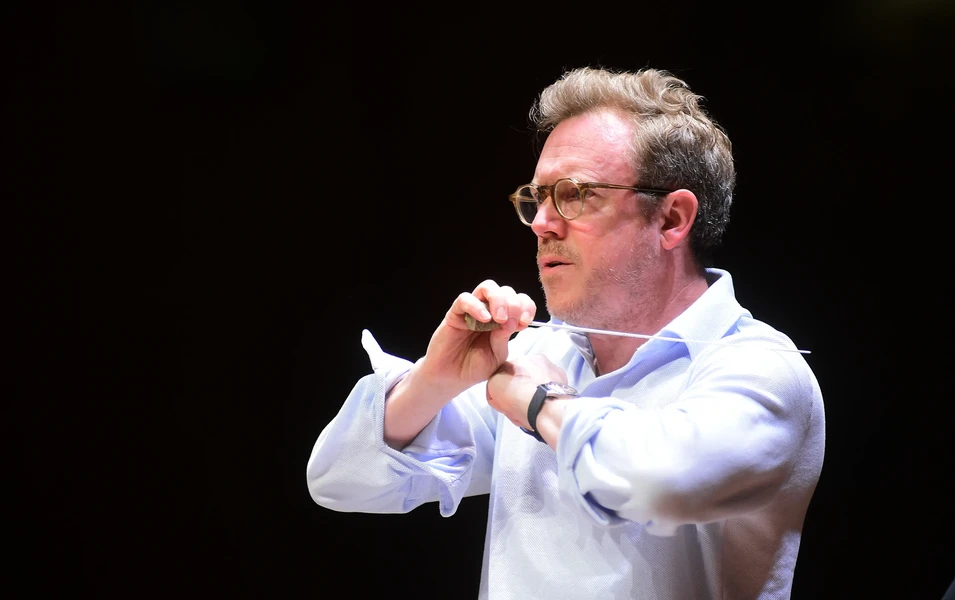 Daniel Harding named next LA Phil music director
