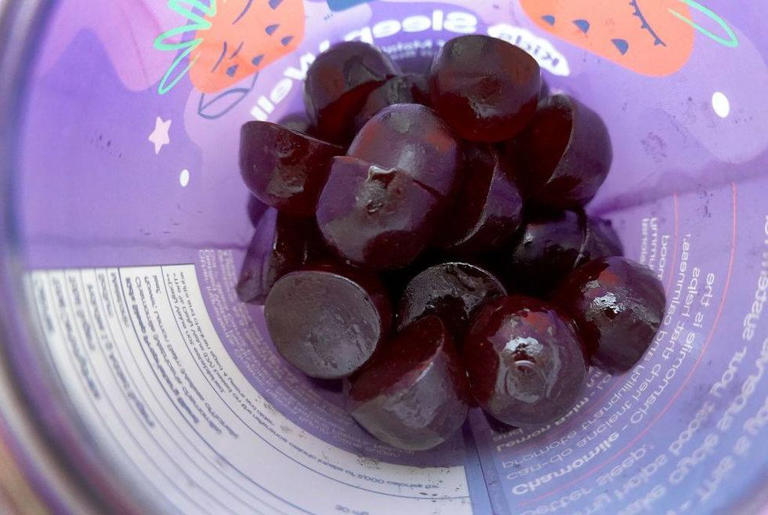 Minnesota parents face felony charges after daughter caught handing out ...