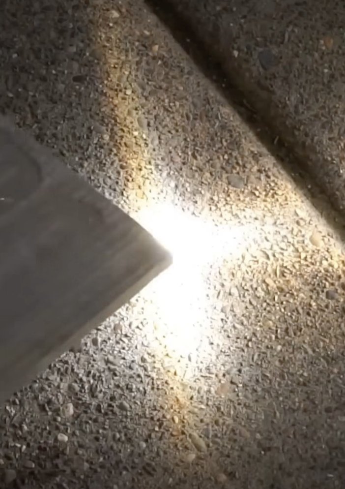 Can you start a fire with moonlight and giant lens?