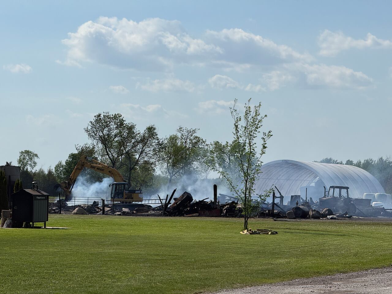 Fire destroys barn on family farm in Ashton