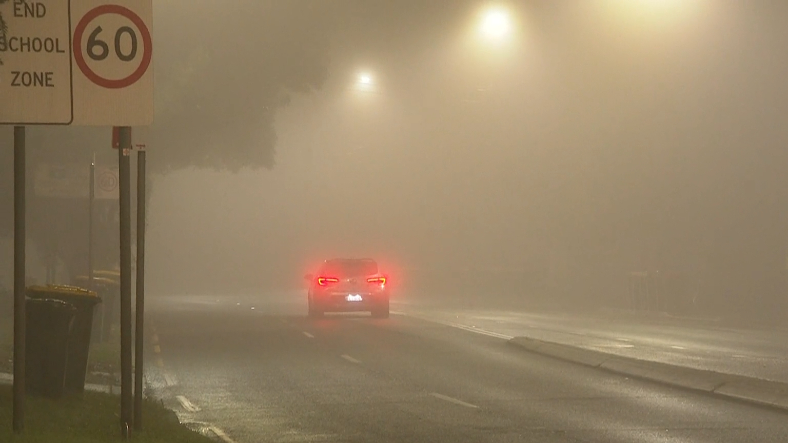 Warning of flight delays at Sydney airport as thick fog covers city