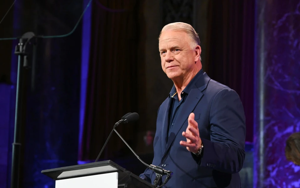 Boomer Esiason blasts Abdul Carter over Trump post dispute