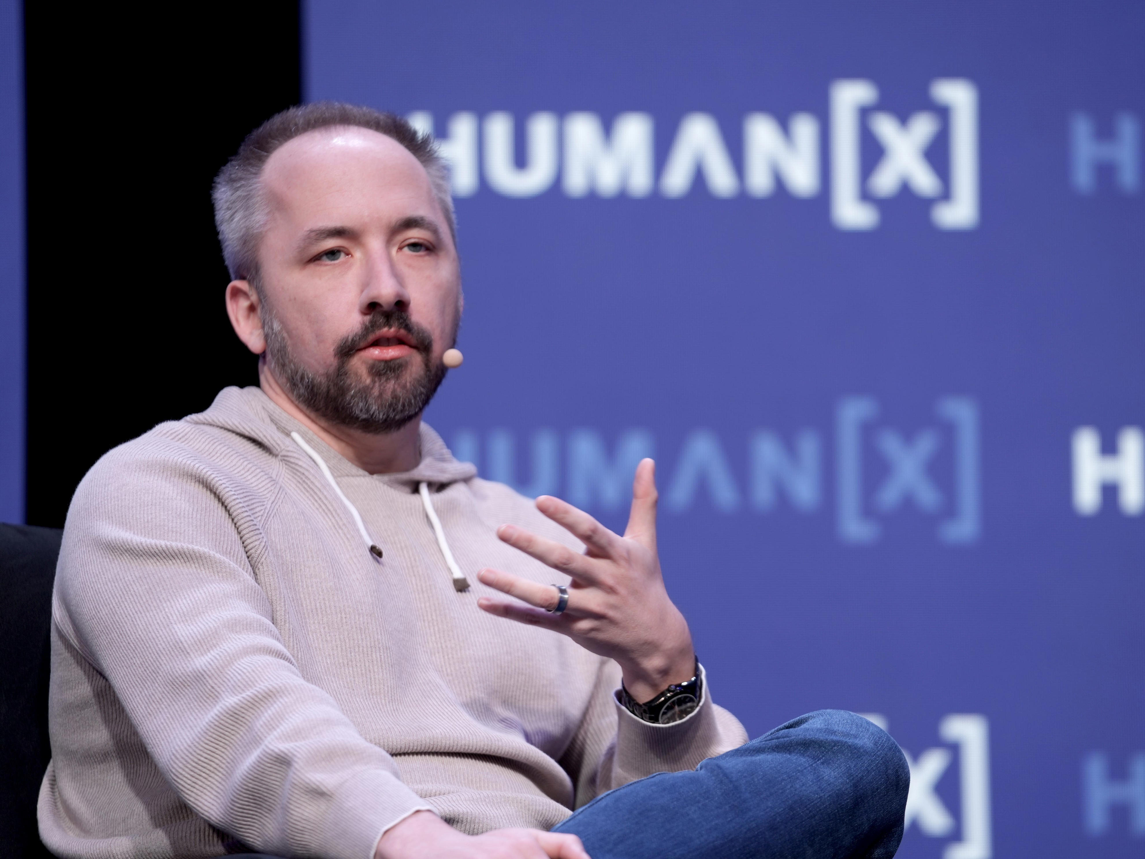 Read the Dropbox memos about CEO Drew Houston's plan to train his ...