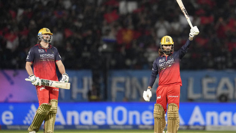 Ee Salavu Cup Namde? Ruthless RCB demolish Gujarat to book direct ...