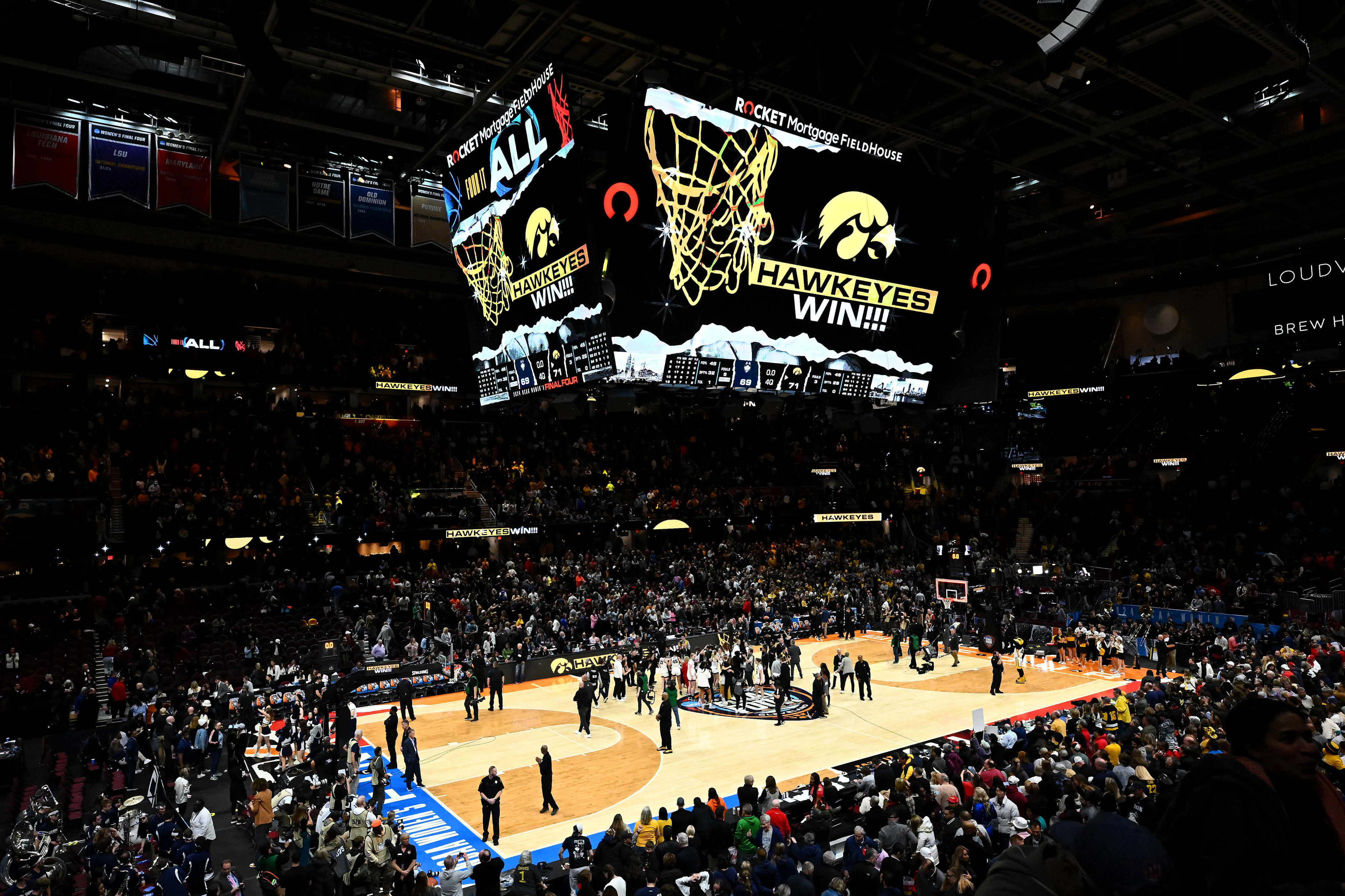 Iowa women's basketball schedules home-and-home against UConn