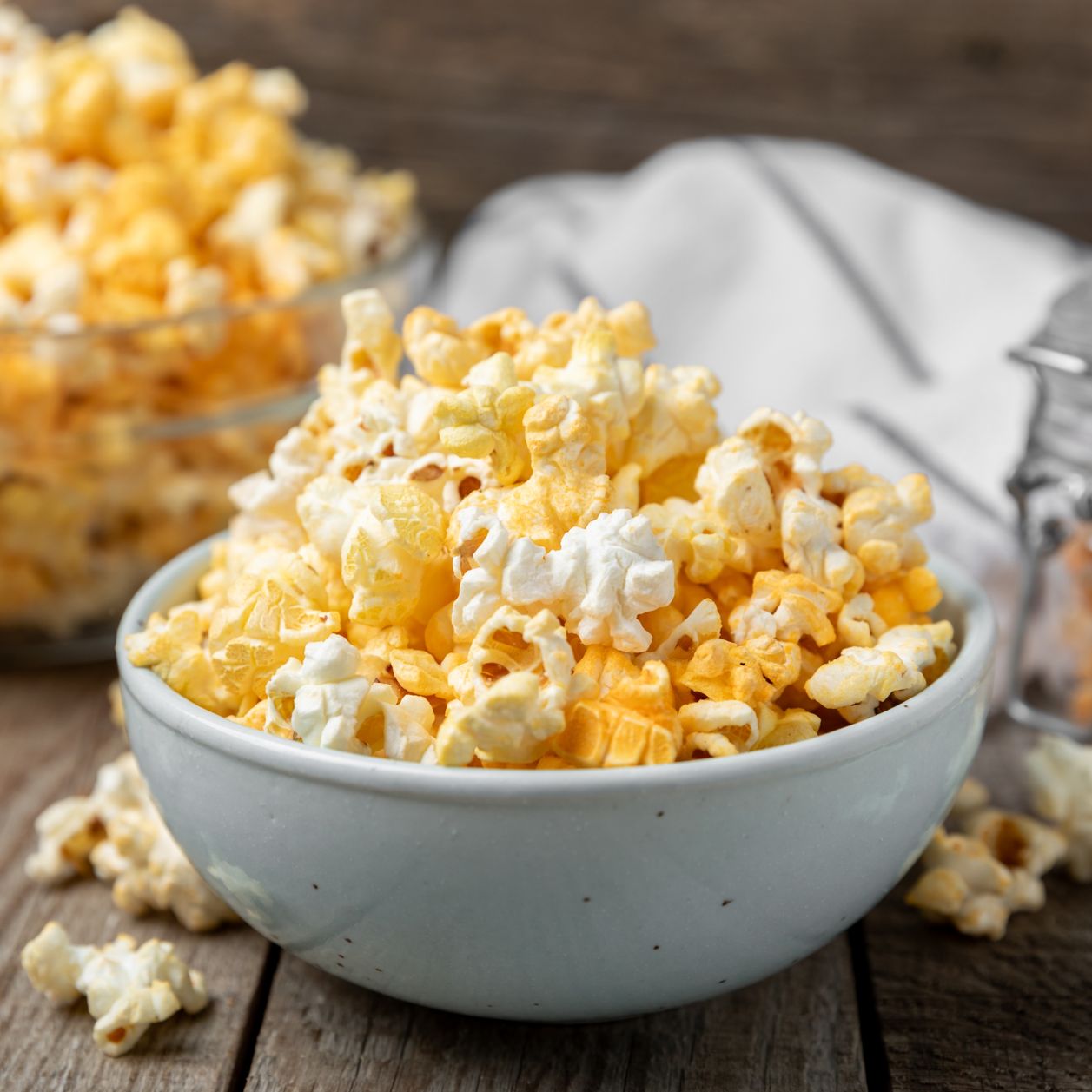 À seulement 19 ans, il lance une marque de pop corn bio dans la cuisine ...