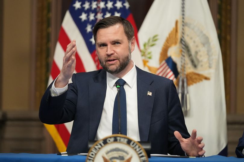 JD Vance makes 'dumb' attorneys general mistake during roundtable on ...