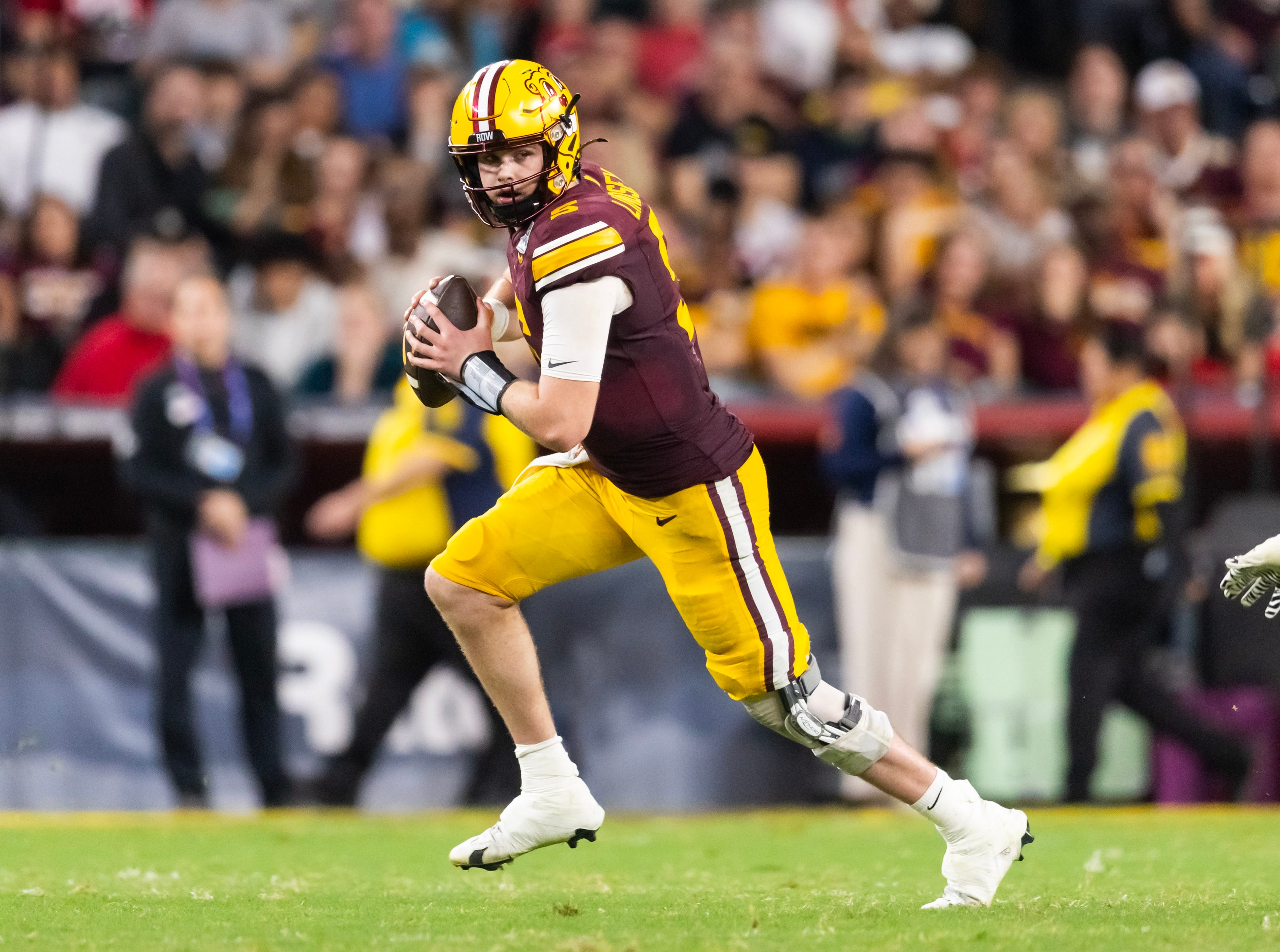 2027 NFL draft summer scouting report: Drake Lindsey, QB, Minnesota