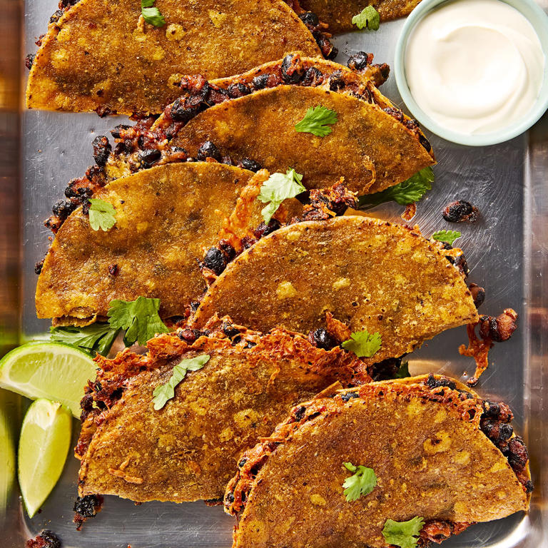 20 high-protein recipes to make with the can of black beans you forgot ...
