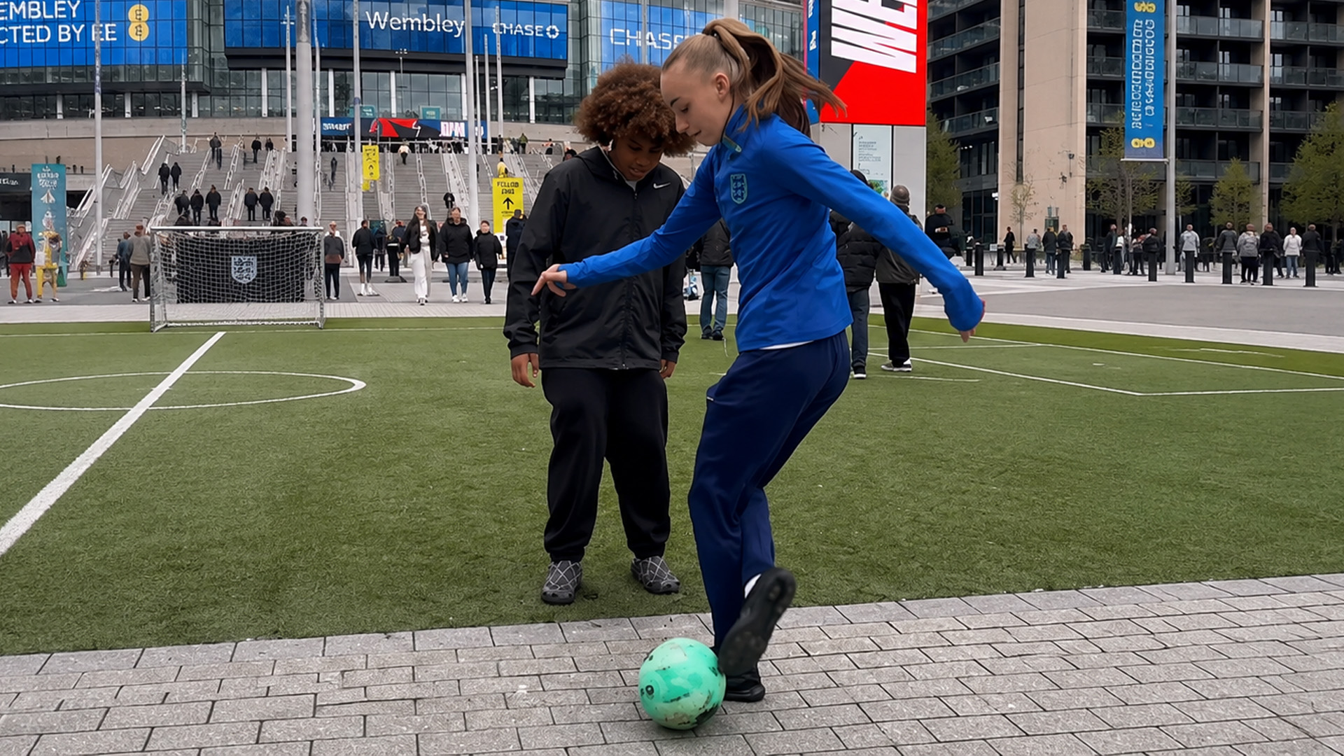 This Woman Freestyle Skills Left Her Opponent Completely Frozen