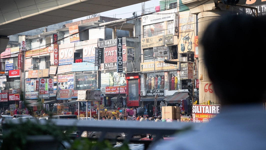 Noida woman alleges car with naked men chased her auto in daylight