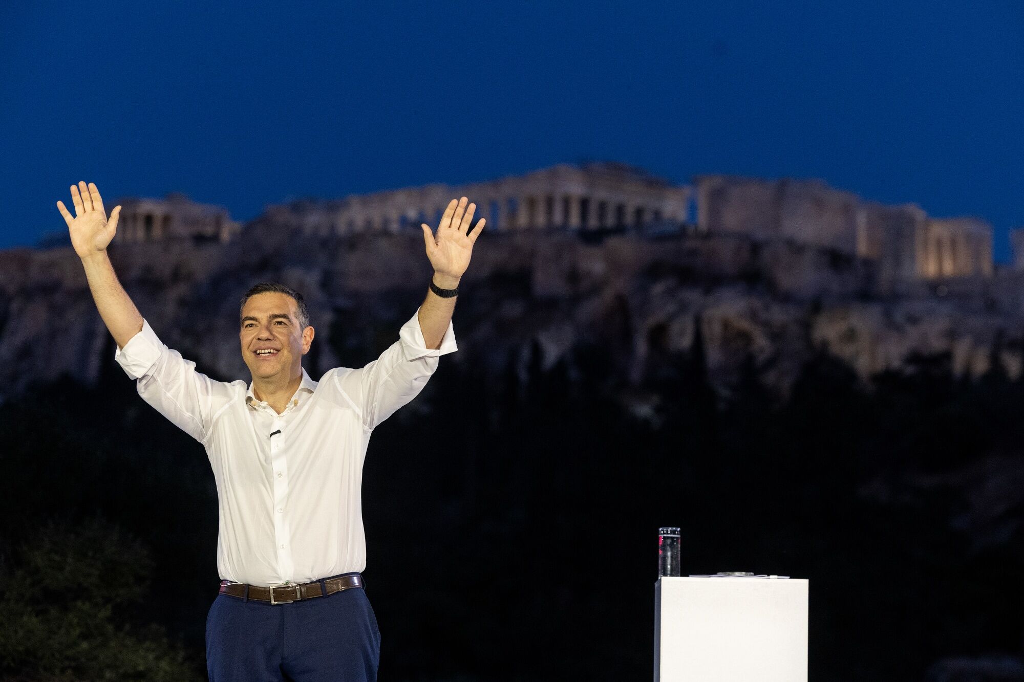 Former Greek premier Tsipras forms new party ahead of election