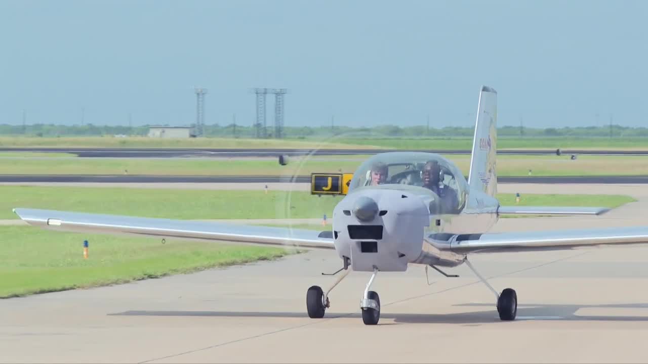 Flour Bluff students fly plane they built from scratch