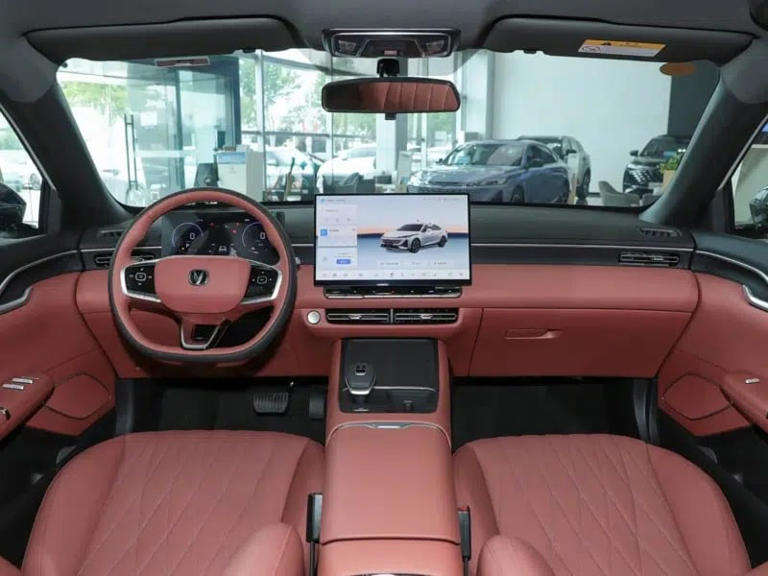 Changan renova su cartera en China con berlina híbrida y SUV integrados ...