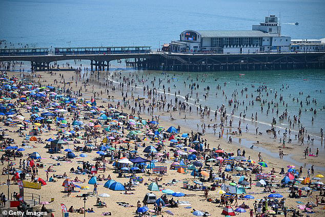 Tories pledge to ditch air conditioning ban on homes as it leaves Brits ...