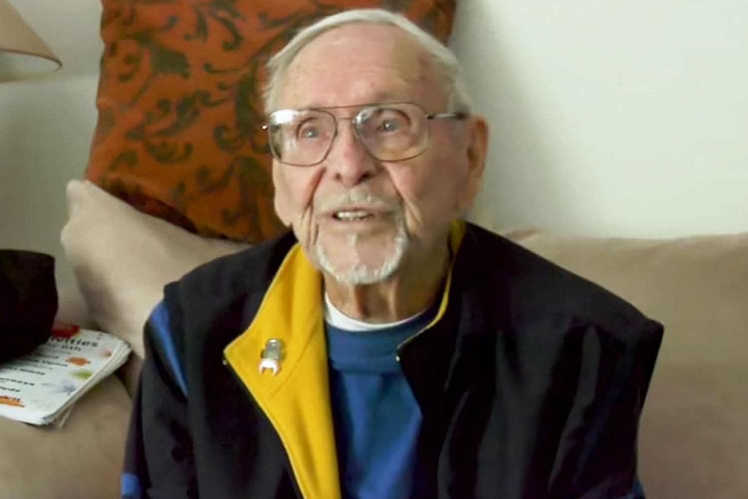 100-year-old veteran missed prom to serve in WWII. Students made sure ...