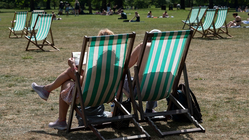 UK heatwave shatters May records with first tropical night