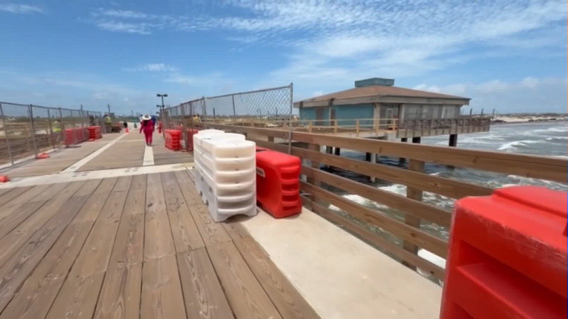 Storm forecast delays Bob Hall Pier closure until Thursday