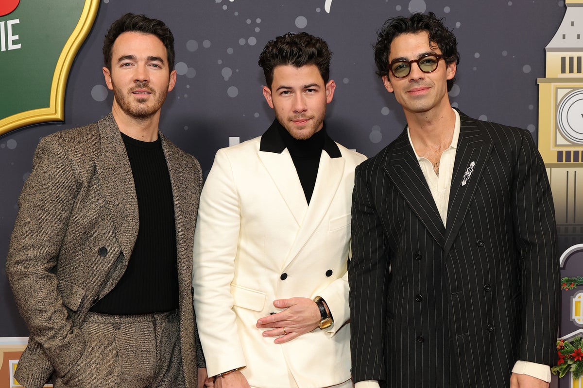 Jonas Brothers’ family restaurant is closing