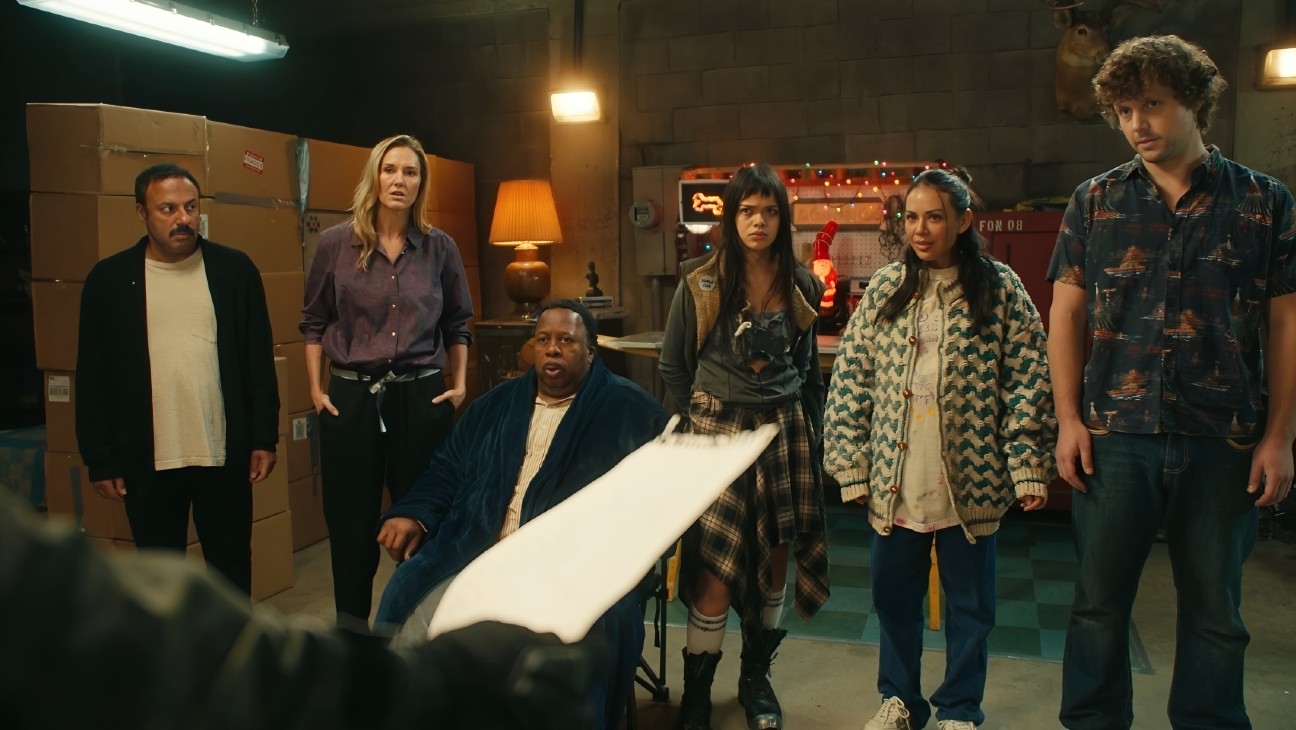 Stockholm squad: Janel Parrish, Leslie David Baker, Erinn Hayes star