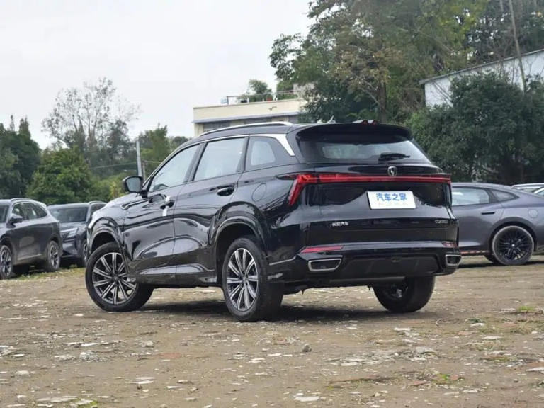 Changan renova su cartera en China con berlina híbrida y SUV integrados ...