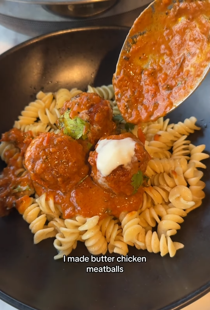 The best Indian curry you will ever have 🍛🔥 meatball butter chicken ...