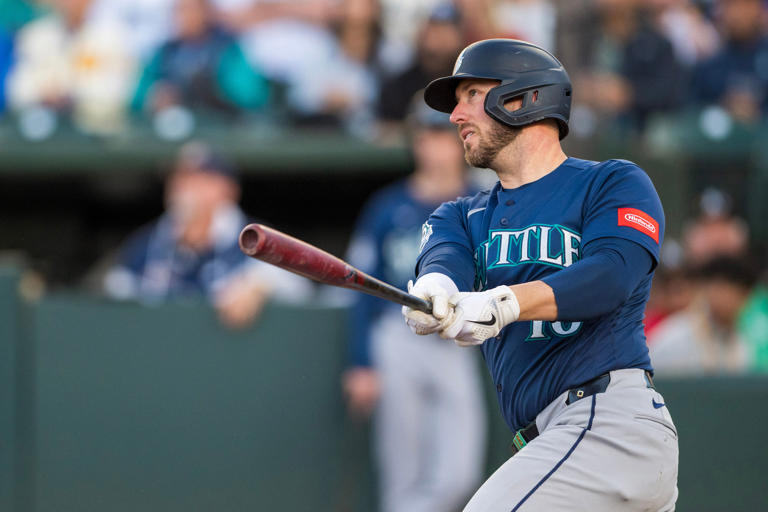 Emerson Hancock leads Mariners to 4-1 win over the Athletics and ends ...