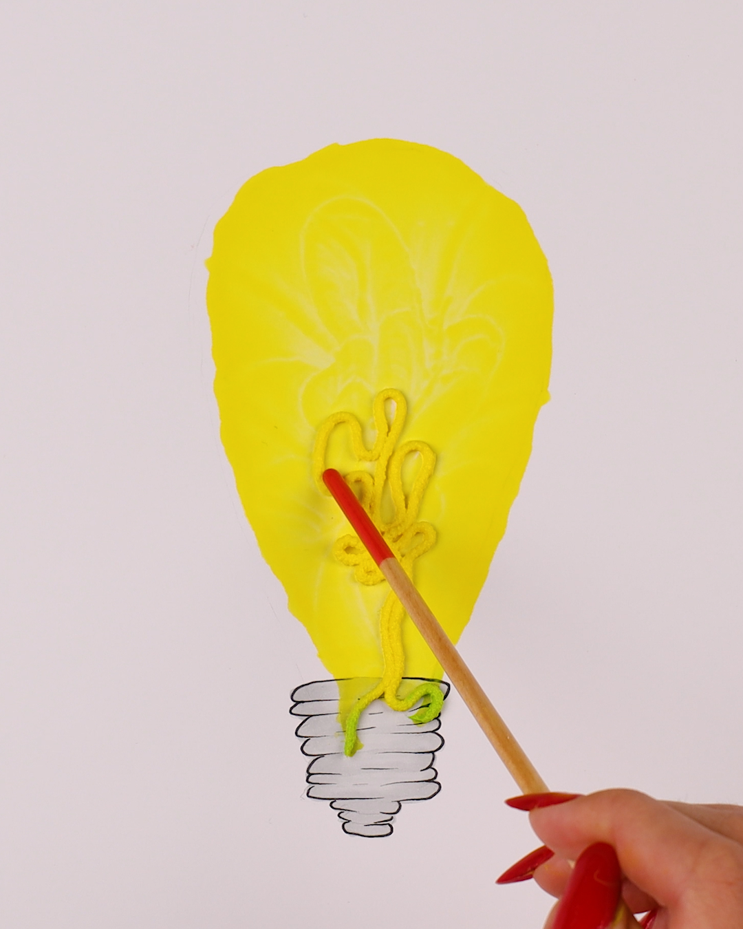 Schitter fel met deze unieke DIY gloeilamp 💡