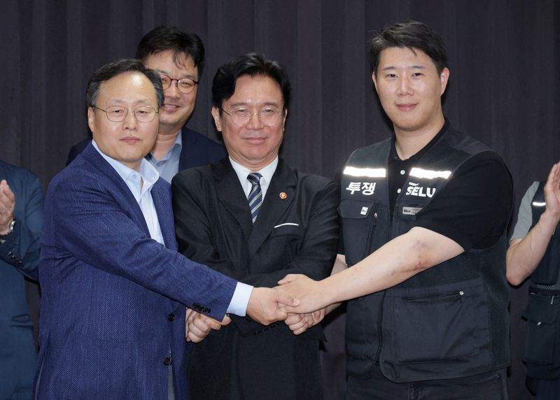 Samsung's unionised workers in South Korea approve pay deal