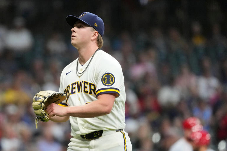 Mitchell hits a three-run HR to back Harrison's strong start as the ...