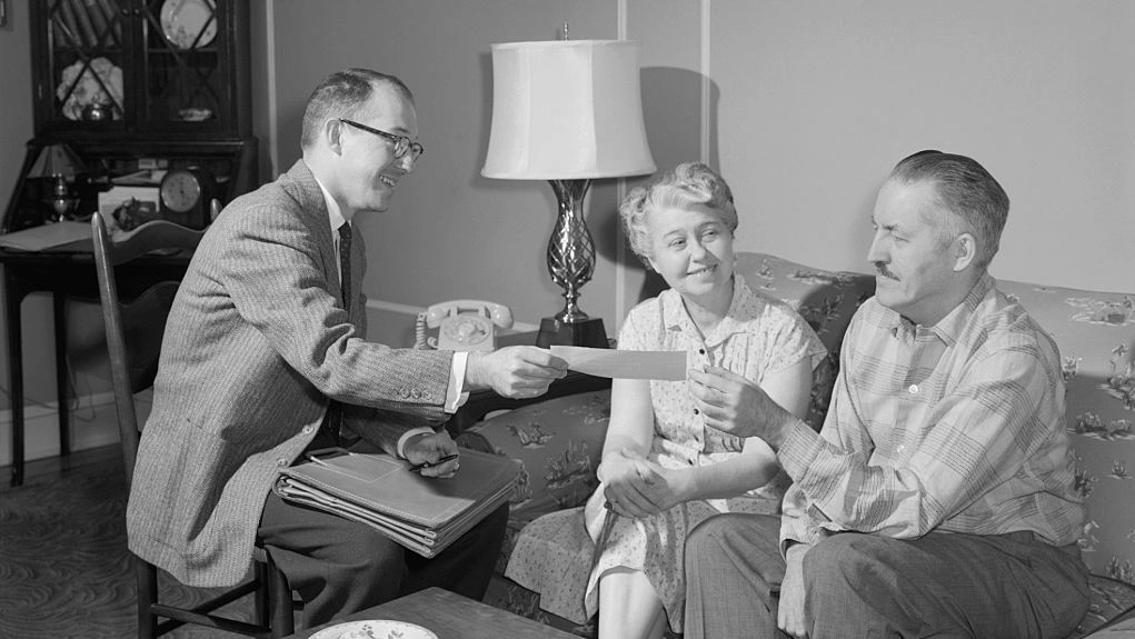 Couples face rising tension over mismatched retirement timelines