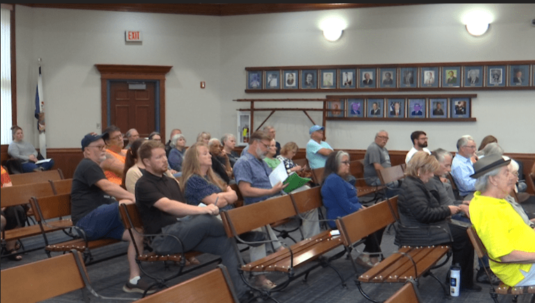 Putnam County residents continue to voice concerns over proposed data ...