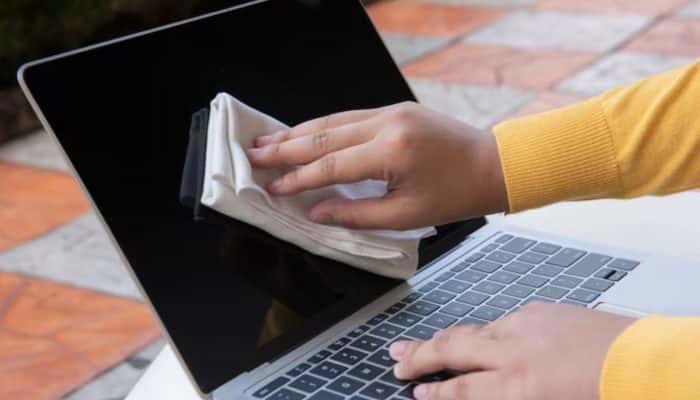 Hack of the day: Safest way to clean laptop screen without scratches or ...