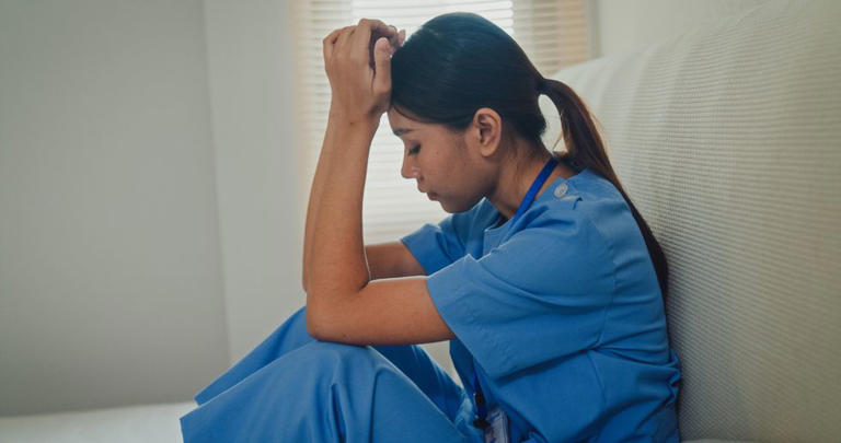 Doctor stabbed by 'smirking patient with big knife' in horror hospital ...