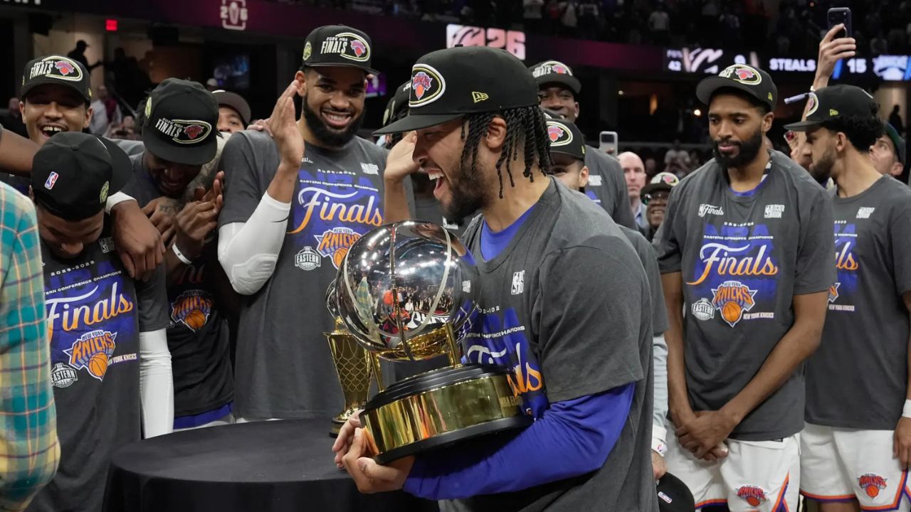 Fans could pay over $1 million for 2 tickets as Knicks record most ...