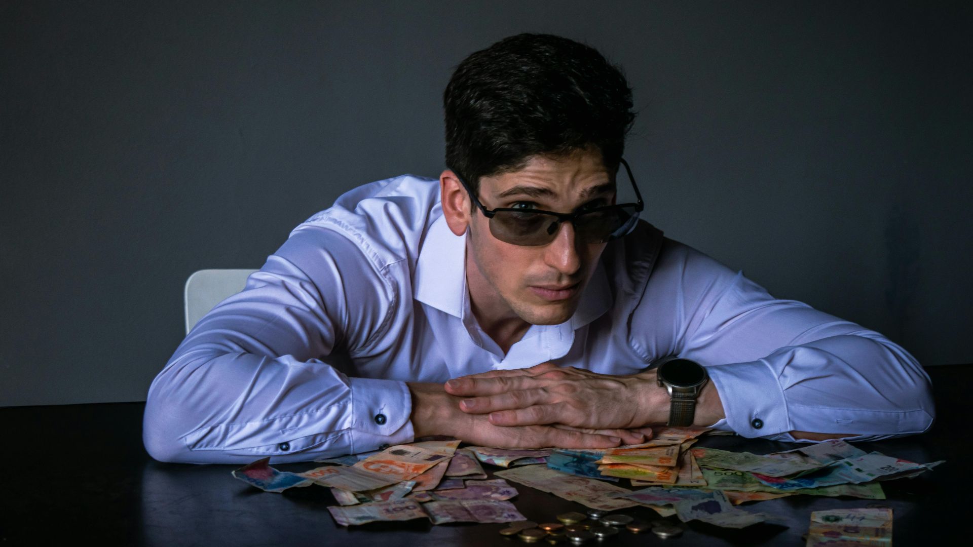 20 names that instantly sound rich, even when they aren’t